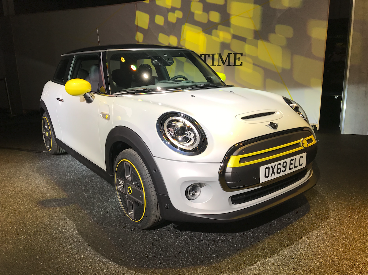 ELECTRIC MINI LAUNCHED IN OXFORD | Oxford Alumni