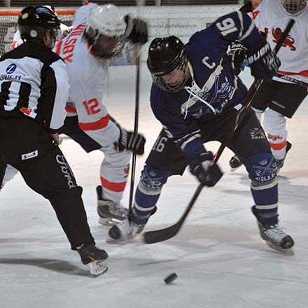 100TH VARSITY ICE HOCKEY TRIUMPH FOR OXFORD | Oxford Alumni